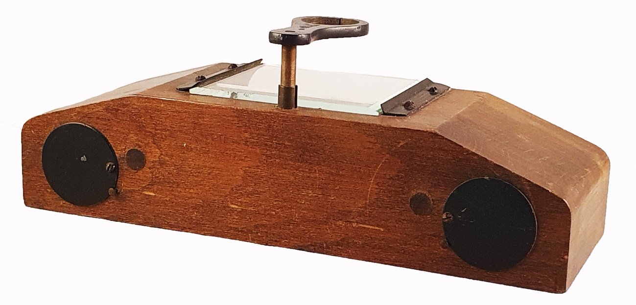 Microscope 217 (Flatters & Garnett; dissecting microscope; first half ...